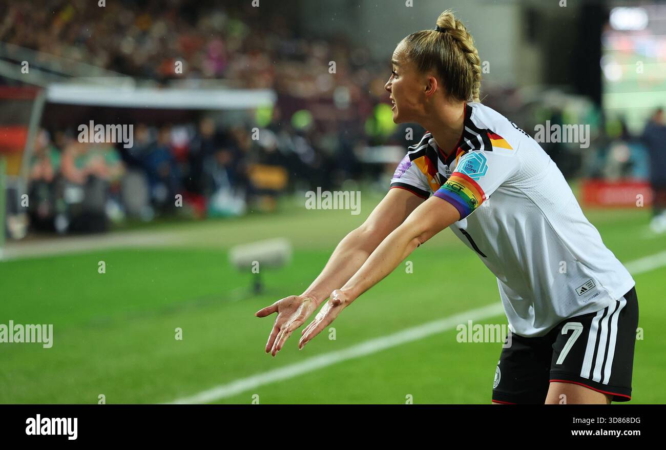 Giulia Gwinn (Germany) Kaiserslautern, November 28, 2025, Soccer, Women ...