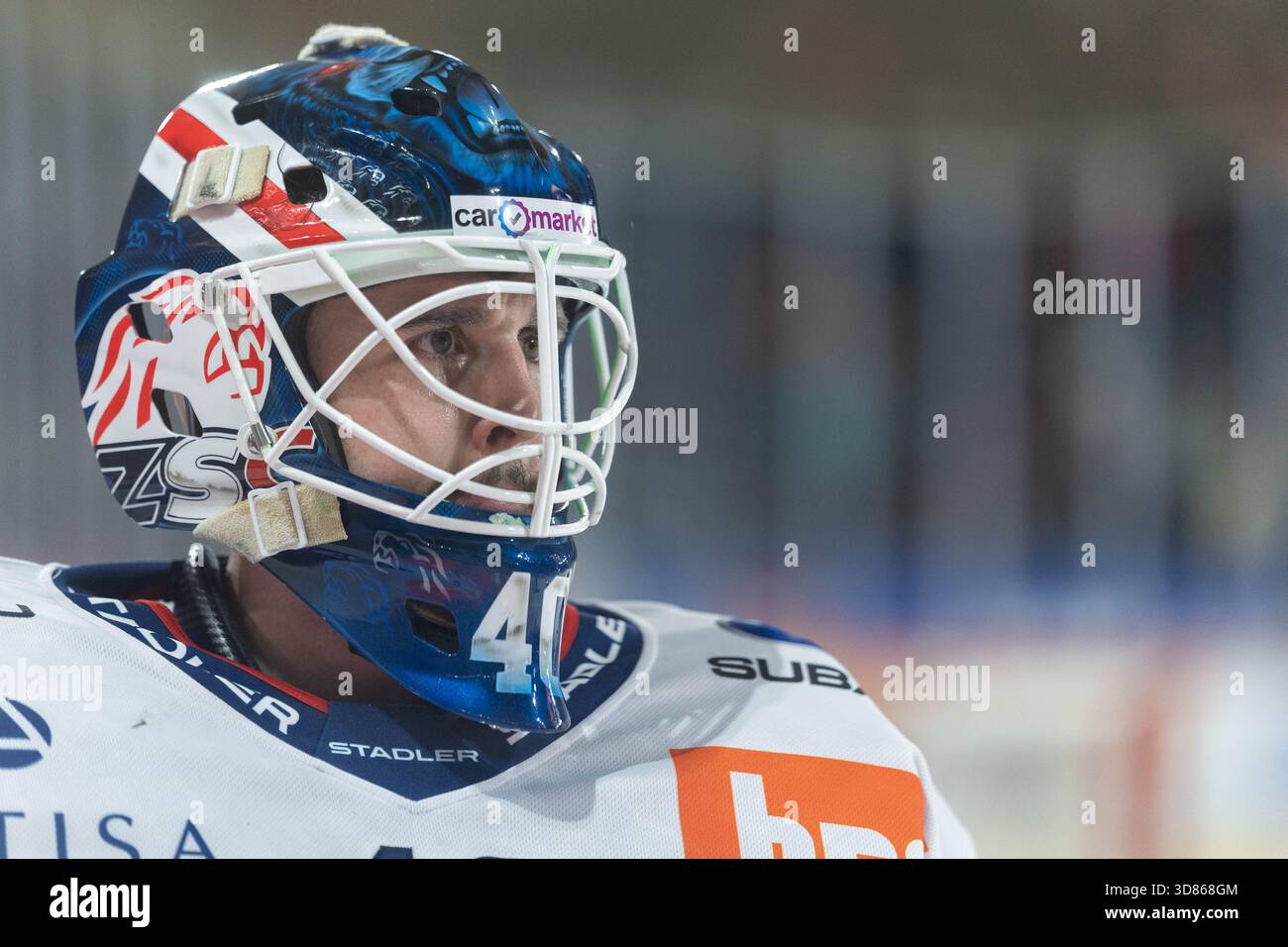 28/11/2025, Bern, PostFinance Arena, NL: SC Bern - ZSC Lions, #40 ...