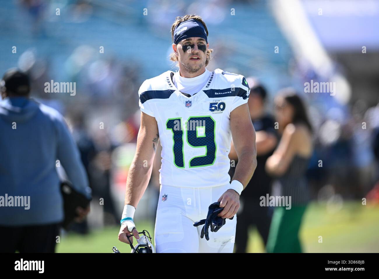 Seattle Seahawks wide receiver Jake Bobo (19) warms up before an NFL ...