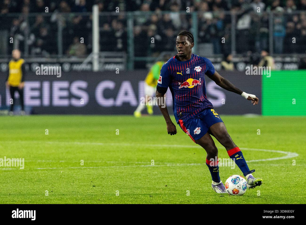 Castello Lukeba (RB Leipzig, 23) 1. Bundesliga [Bundesliga]: Borussia ...