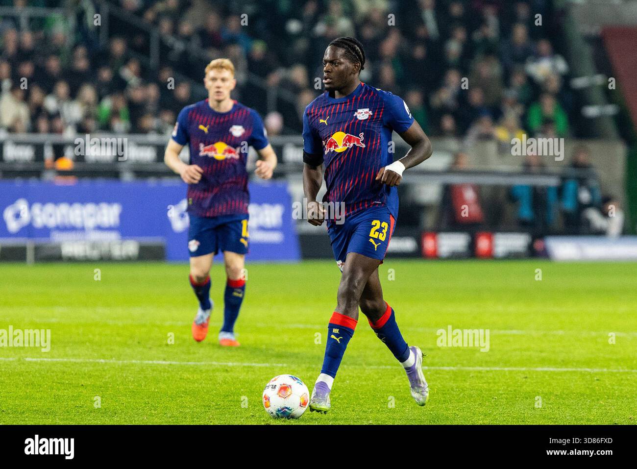 Castello Lukeba (RB Leipzig, 23) 1. Bundesliga [Bundesliga]: Borussia ...