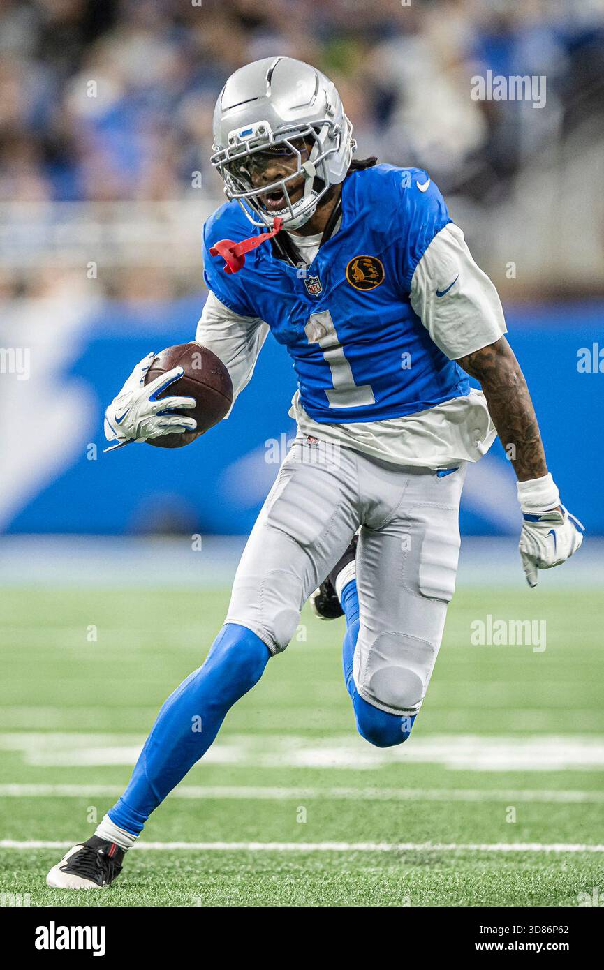 DETROIT, MI - NOVEMBER 27: Detroit Lions Wide Receiver Jameson Williams ...