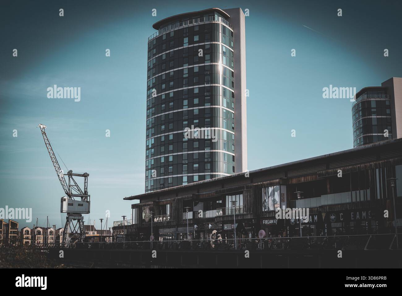Dockside kent hi-res stock photography and images - Alamy