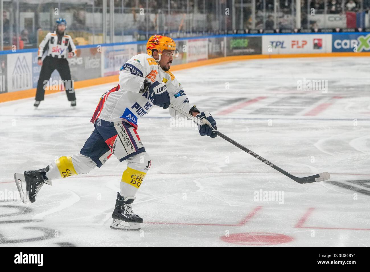 PORZA, SWITZERLAND - NOVEMBER 28: Topscorer Michael Joly of Ambri in ...