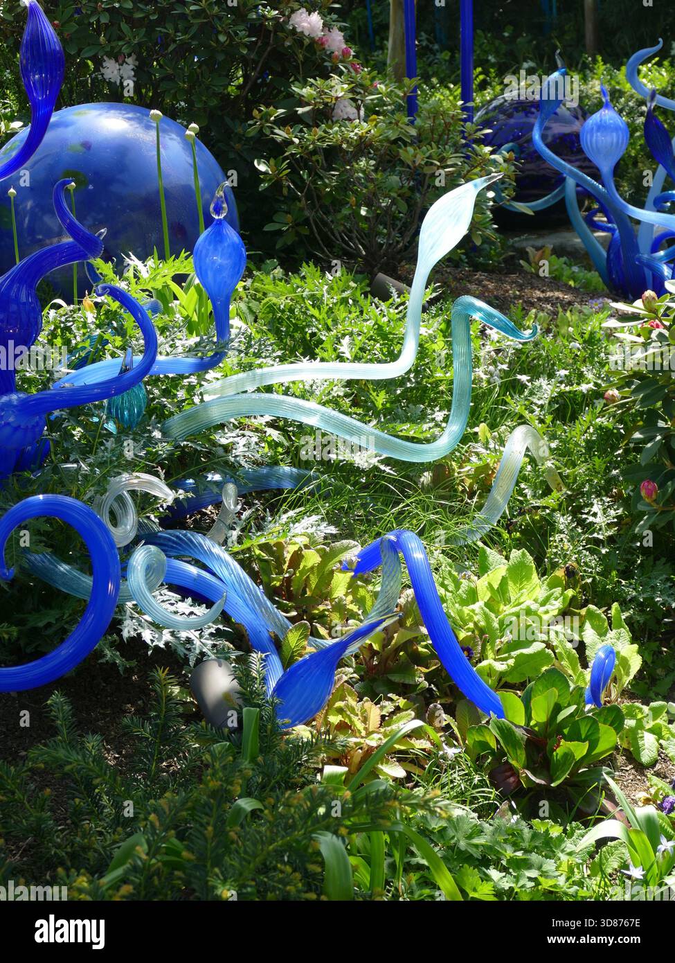 Creative nature 25 blue hi-res stock photography and images - Alamy