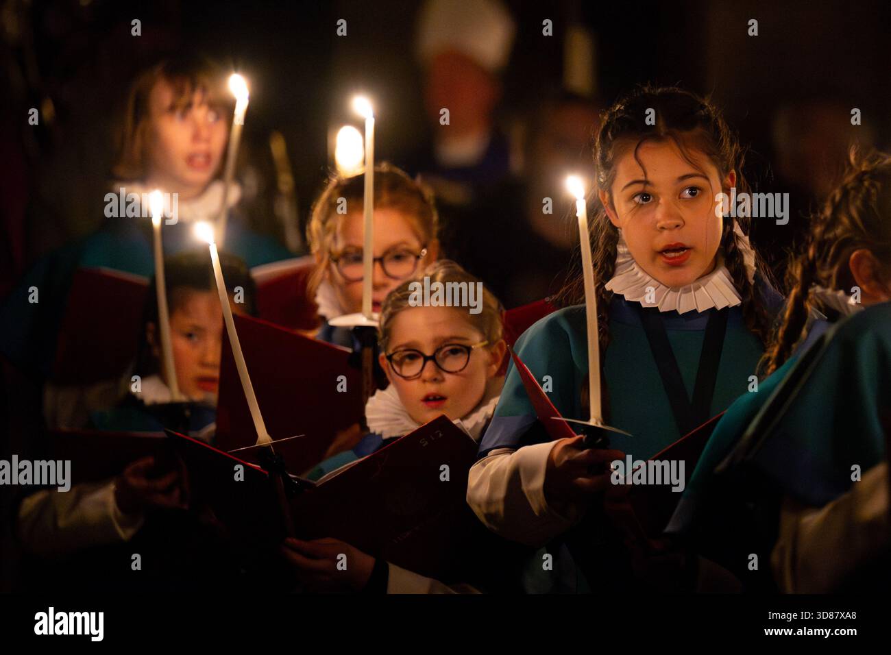 Salisbury Cathedral, From Darkness to Light, The Advent Procession ...