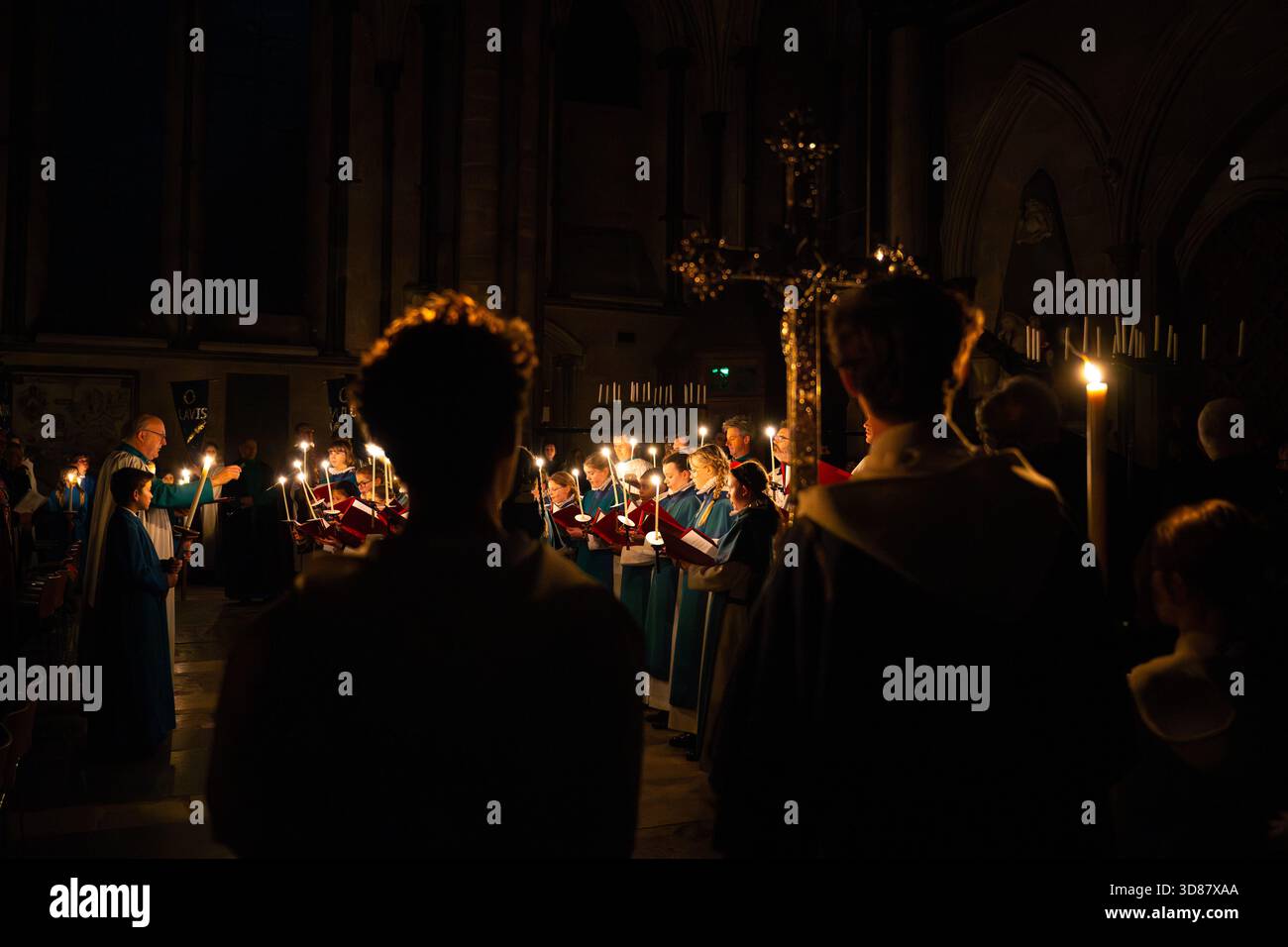 Salisbury Cathedral, From Darkness to Light, The Advent Procession ...