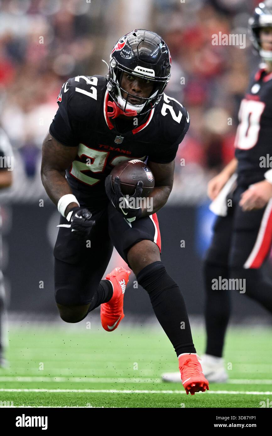 Houston Texans running back Woody Marks (27) runs the ball during the ...