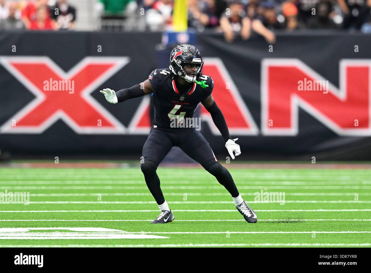 Houston Texans cornerback Kamari Lassiter (4) defends in coverage ...