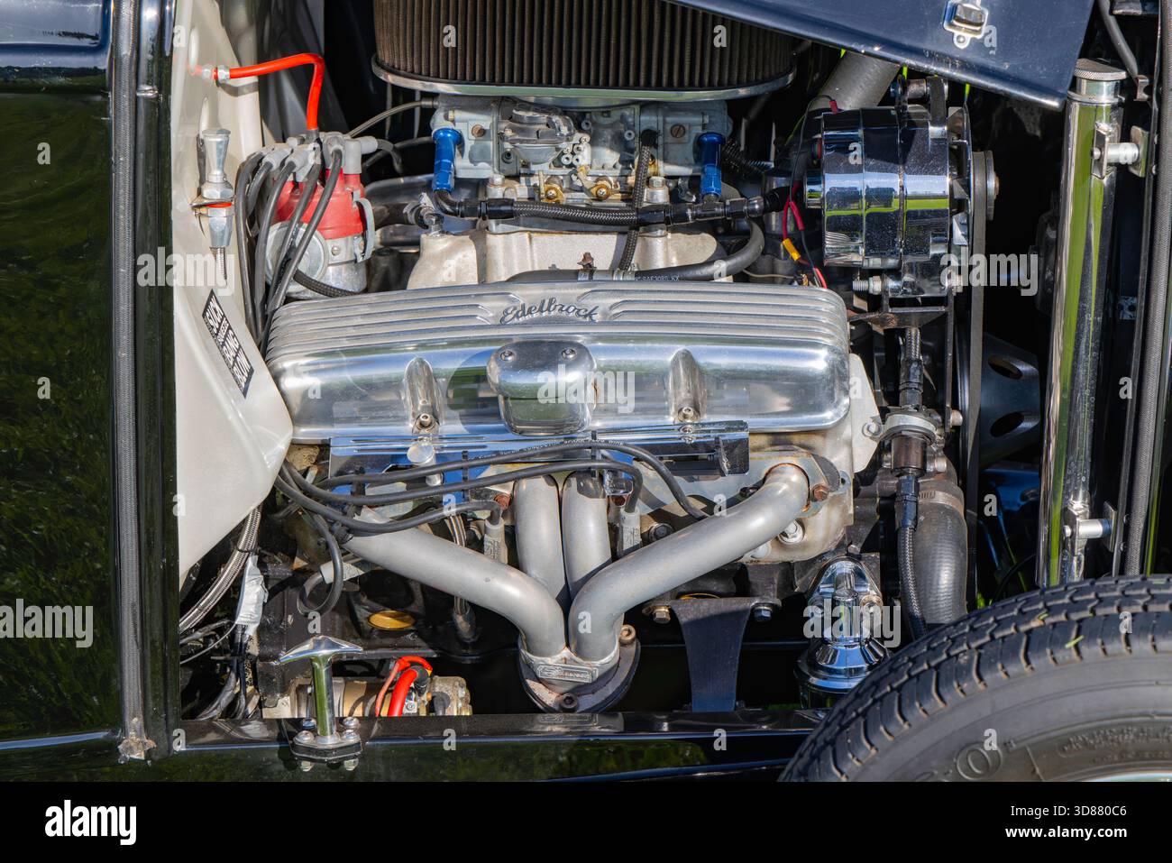 V8 roaster engine hi-res stock photography and images - Alamy