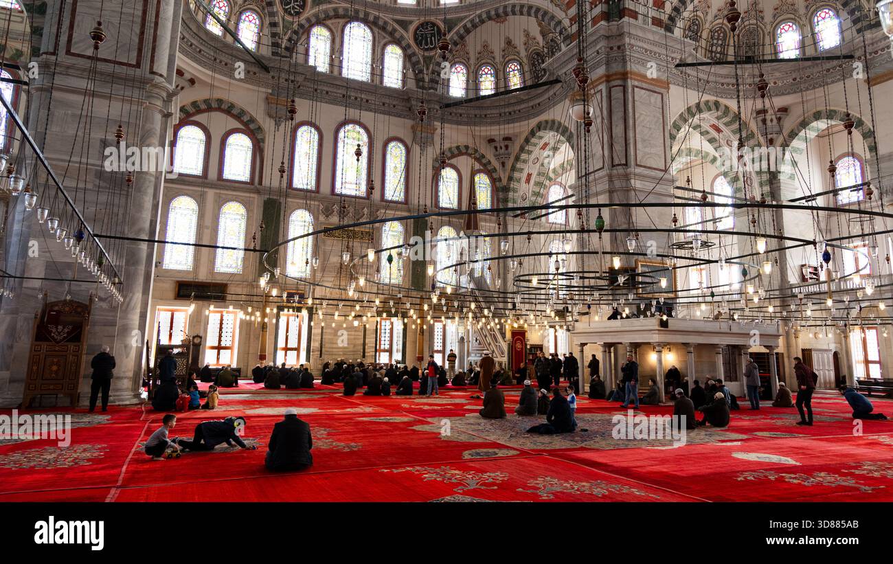 Islamic sacred architecture hi-res stock photography and images - Alamy