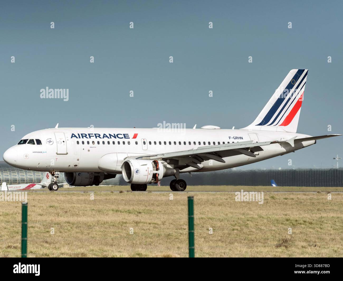 Aeroport Roissy Charles de Gaulle. Aeroports de Paris ADP. Trafic ...