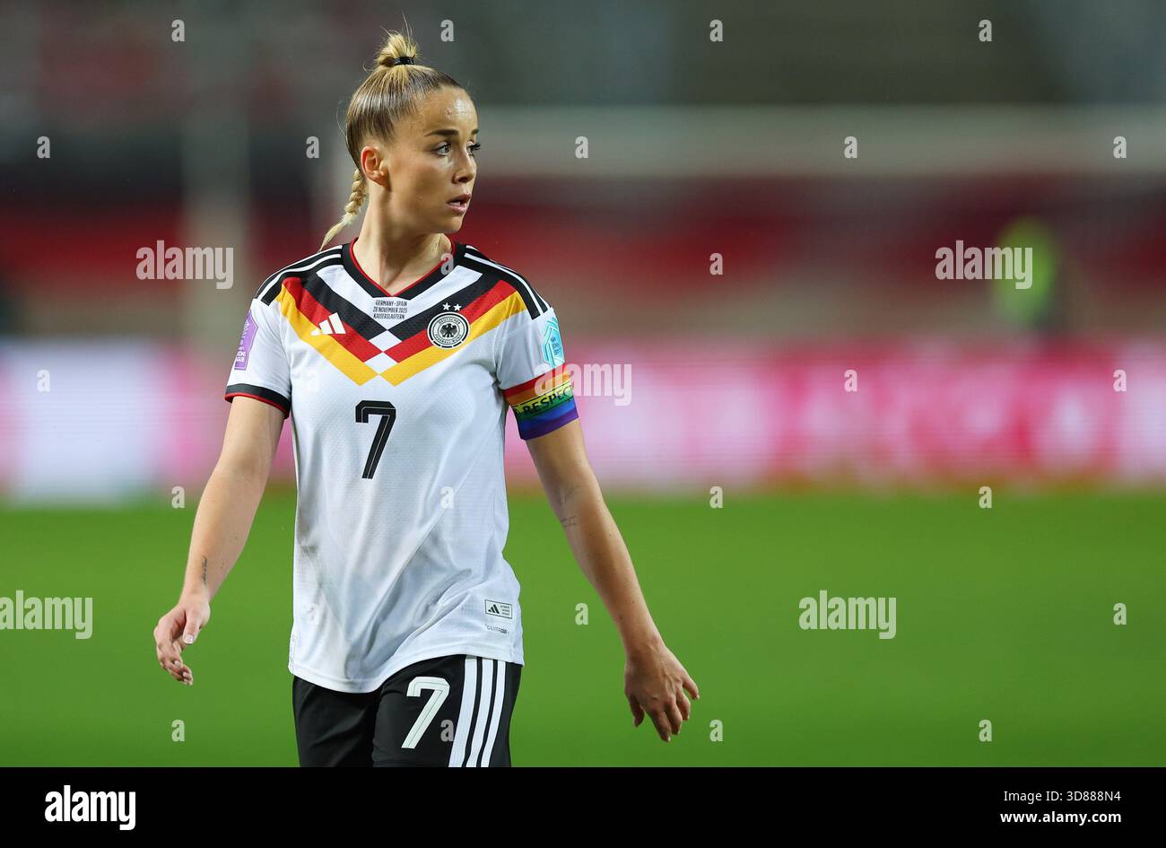 Giulia Gwinn (Germany) Kaiserslautern, November 28, 2025, Soccer, Women ...