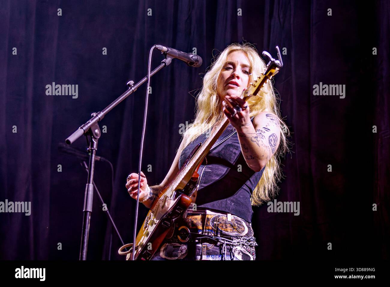 November 28, 2025, Manchester, United Kingdom: BRIA SALMENA opening for ...