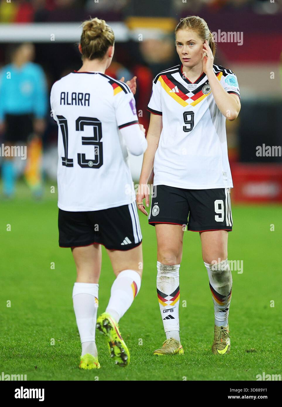 from left: Alara Sehitler, Sjoeke Nuesken (Germany) Kaiserslautern ...