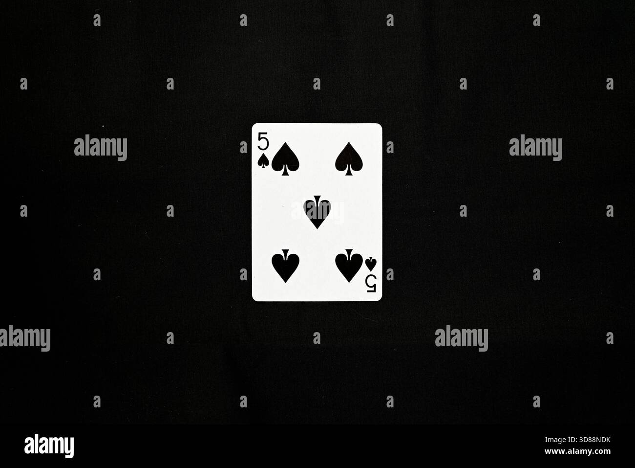 Full suit spades playing hi-res stock photography and images - Alamy