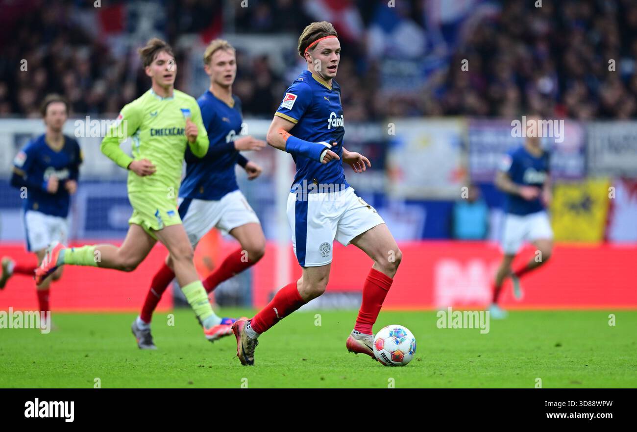 Jonas Therkelsen (Kiel) Kiel, November 29, 2025, Football, 2 ...