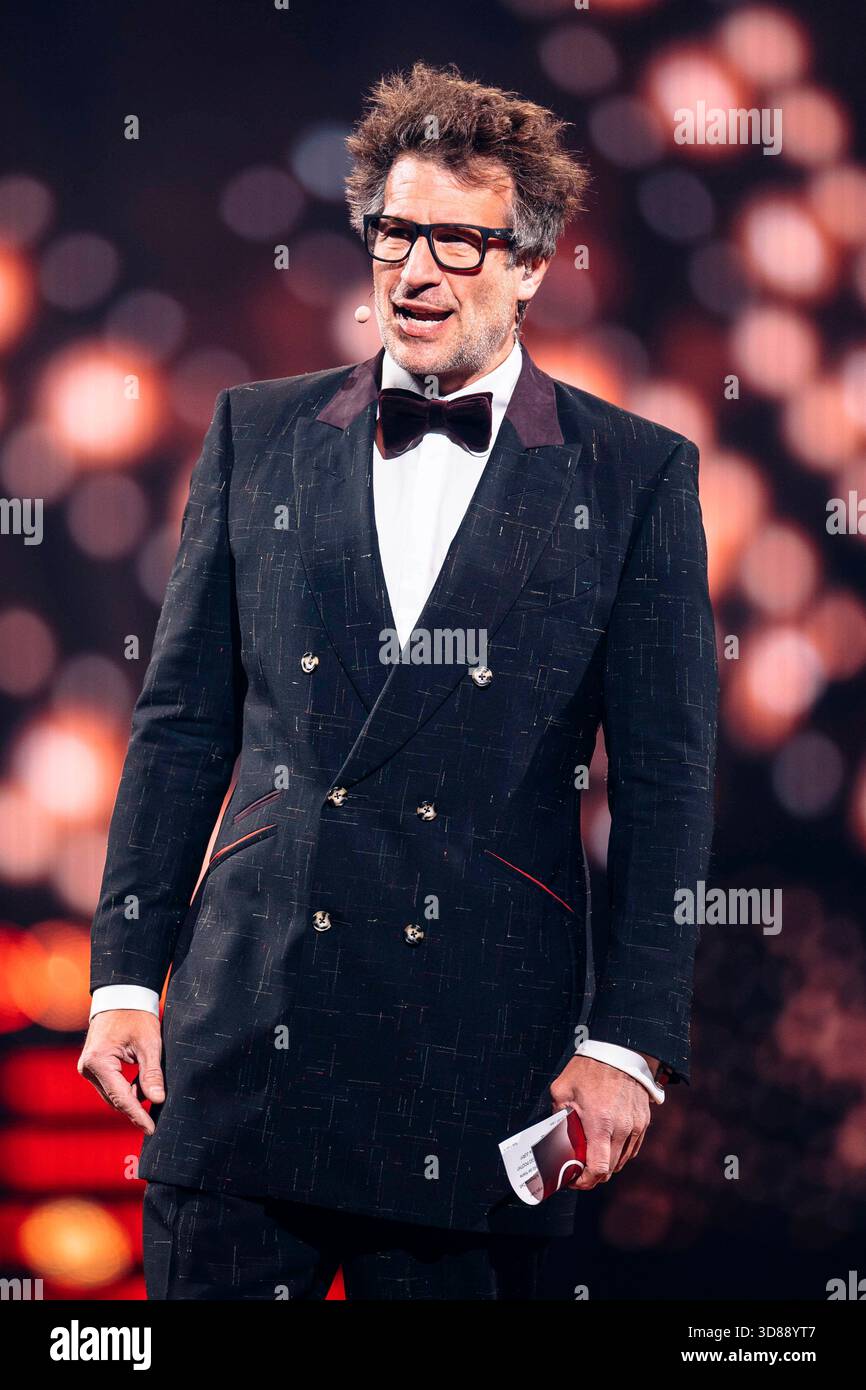 Daniel Hartwich bei Let s Dance - Die Live-Tour 2025 in der Messehalle ...