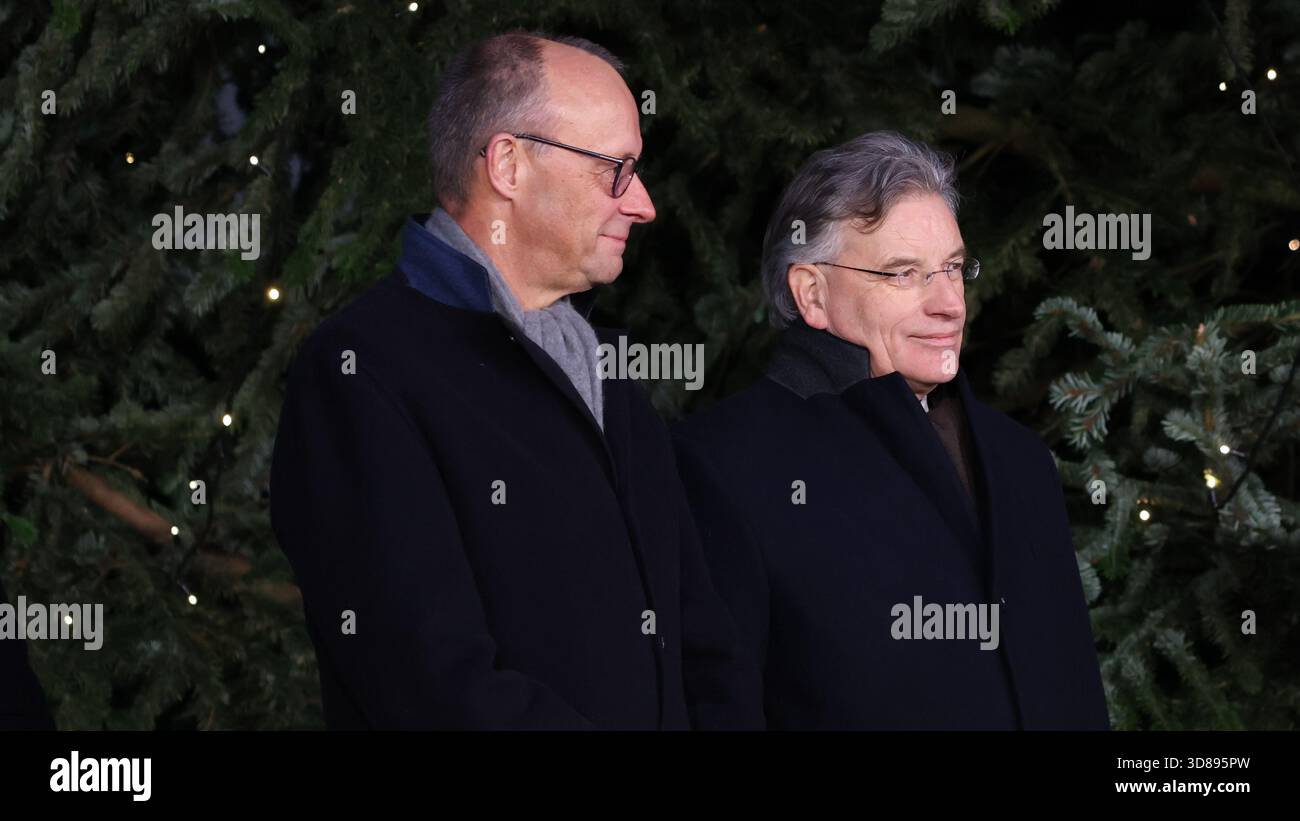 Berlin, Germany, 28th Nov. 2025. Presentation of the Christmas tree for ...