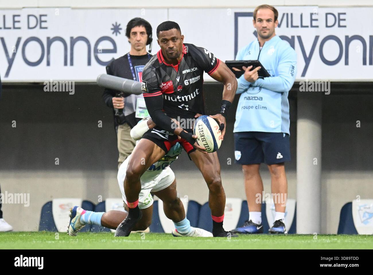 Jiuta Wainiqolo of Lyon during the Top 14 match between Bayonne and ...