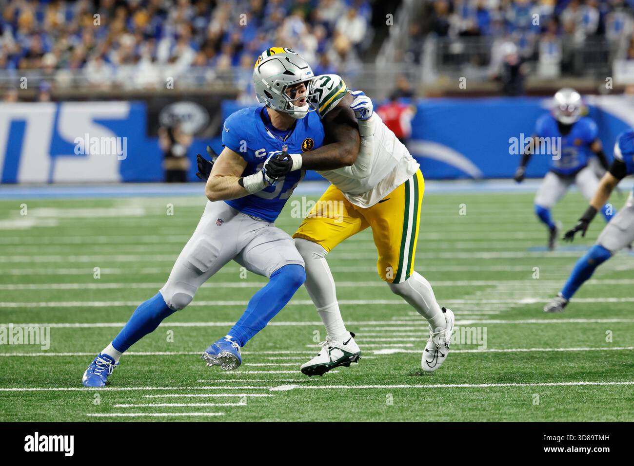 Green Bay Packers offensive tackle Rasheed Walker (63) blocks Detroit ...