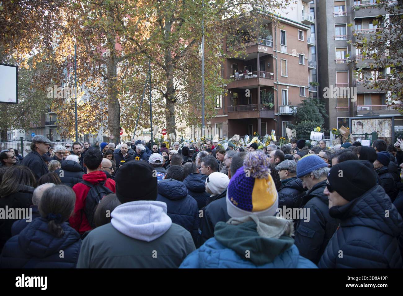 Milan, a spontaneous gathering of sunflowers at the basketball court on ...