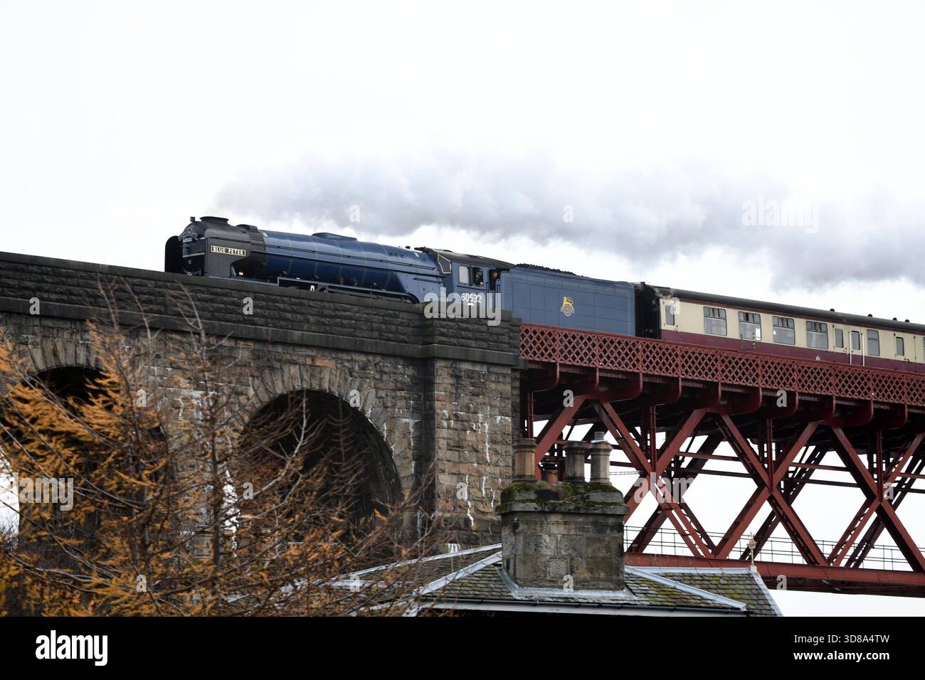 Blue Peter 60532 - Crossing Forth Bridge - 29-11-2025 Built in 1948 at ...