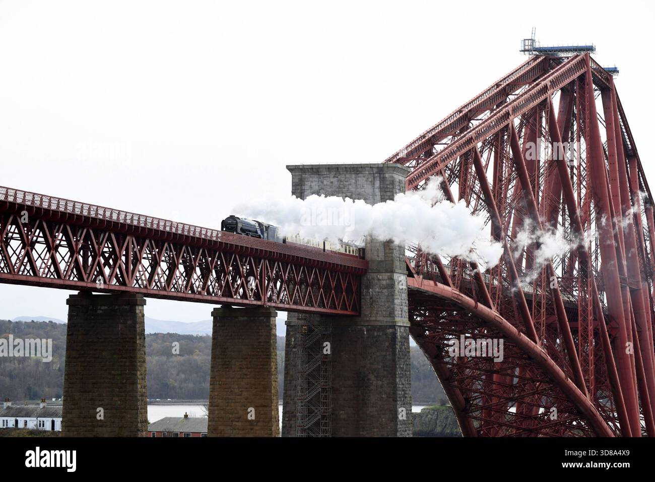 Blue Peter 60532 - Crossing Forth Bridge - 29-11-2025 Built in 1948 at ...