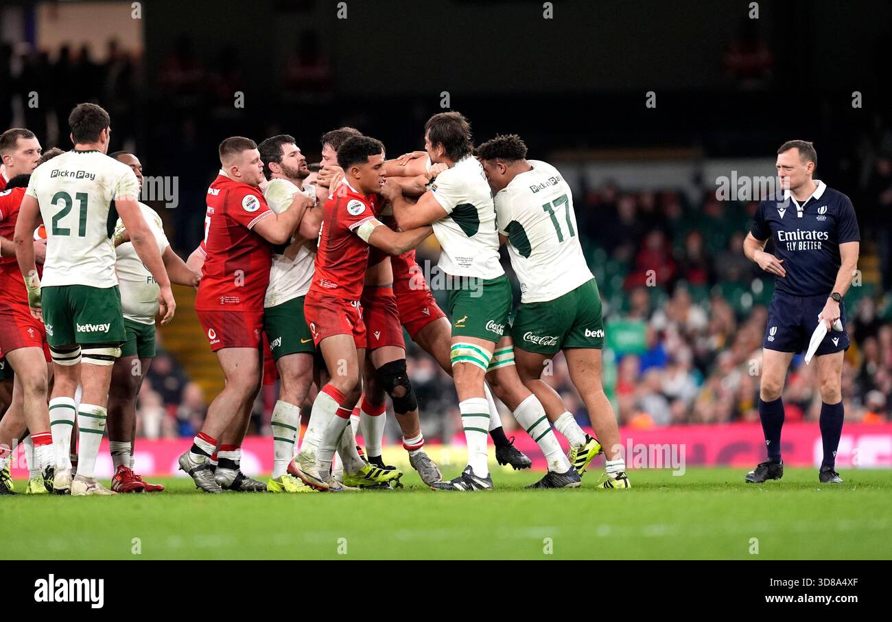 Tempers fray between players during the Quilter Nations Series match at ...