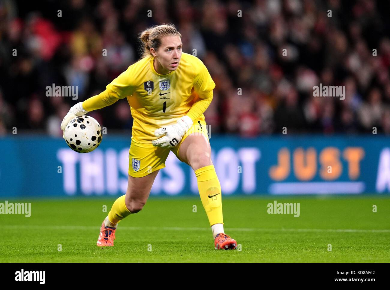 England goalkeeper Anna Moorhouse during the women's international ...