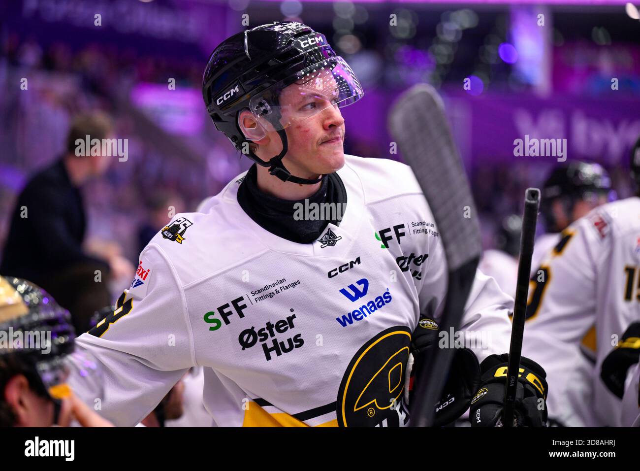 Stavanger 20251129. The ice hockey game between Stavanger Oilers and ...