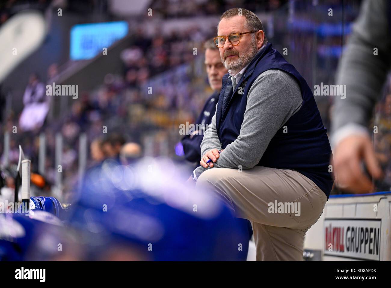 Stavanger 20251129. The ice hockey game between Stavanger Oilers and ...