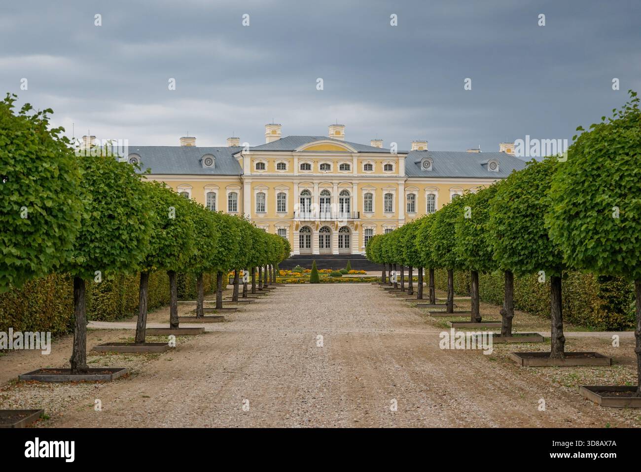 View french garden palace hi-res stock photography and images - Alamy