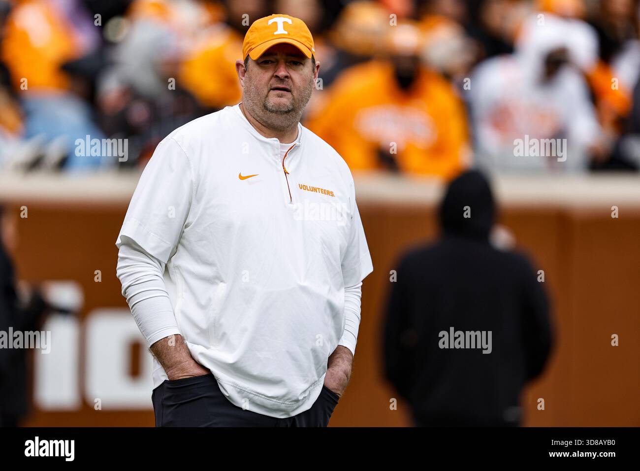 Tennessee head coach Josh Heupel watches as his team warms up before an ...