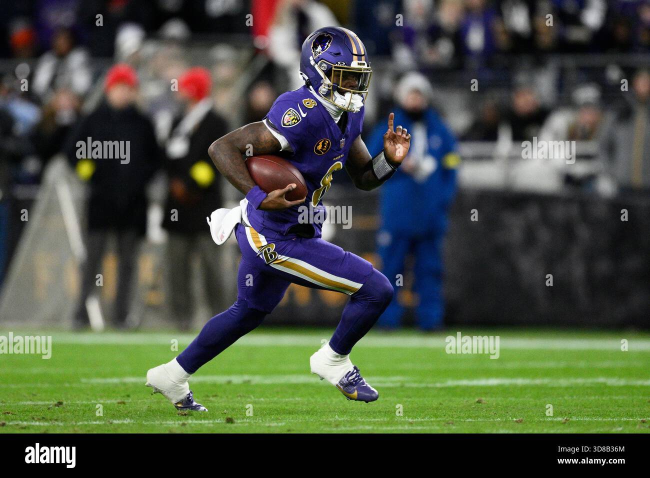 Baltimore Ravens quarterback Lamar Jackson (8) in action during the ...