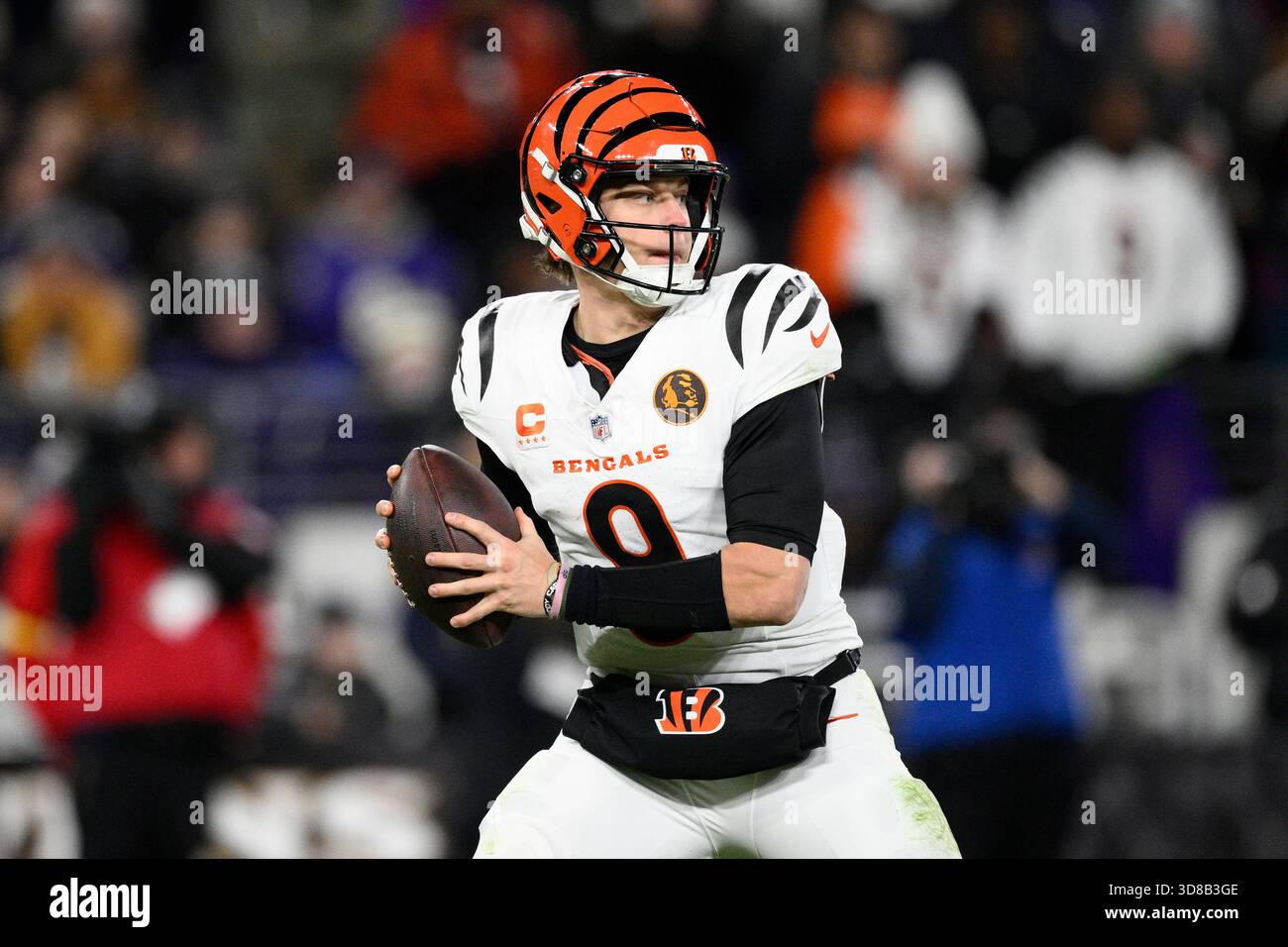 Cincinnati Bengals quarterback Joe Burrow (9) in action during the ...