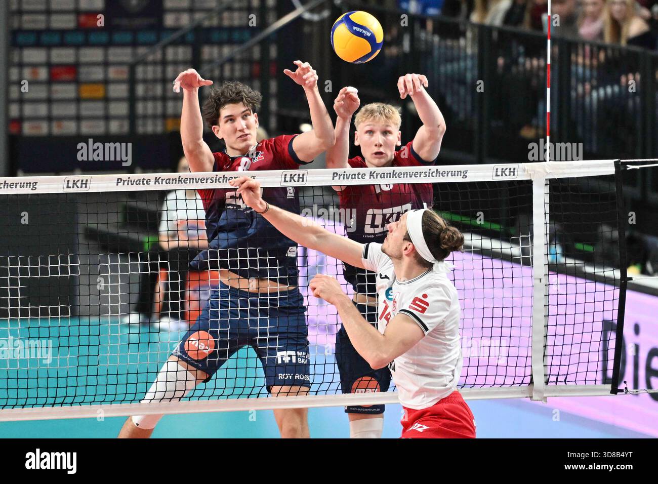 11/29/2025, LKH Arena, Lueneburg, GER; 1. VBL, SVG Lueneburg vs SV ...