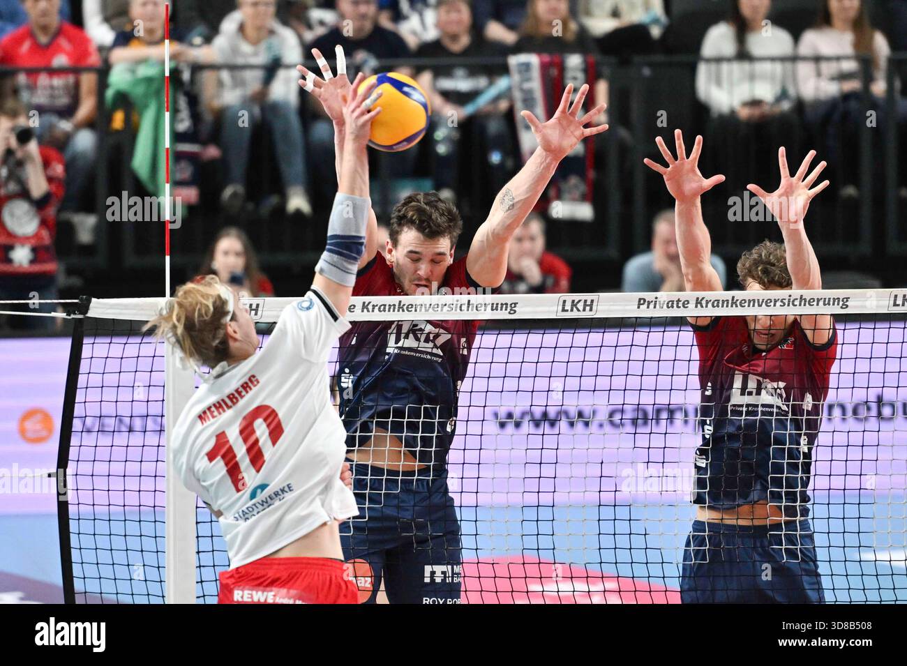 November 29, 2025, LKH Arena, Lueneburg, GER; 1. VBL, SVG Lueneburg vs ...