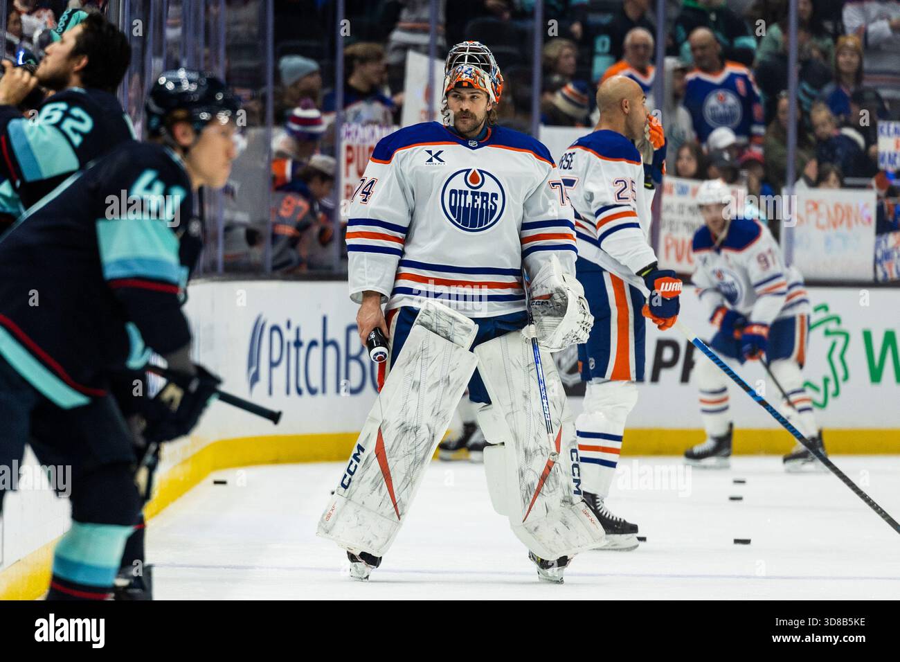 Edmonton Oilers goaltender Stuart Skinner warms up before an NHL hockey ...