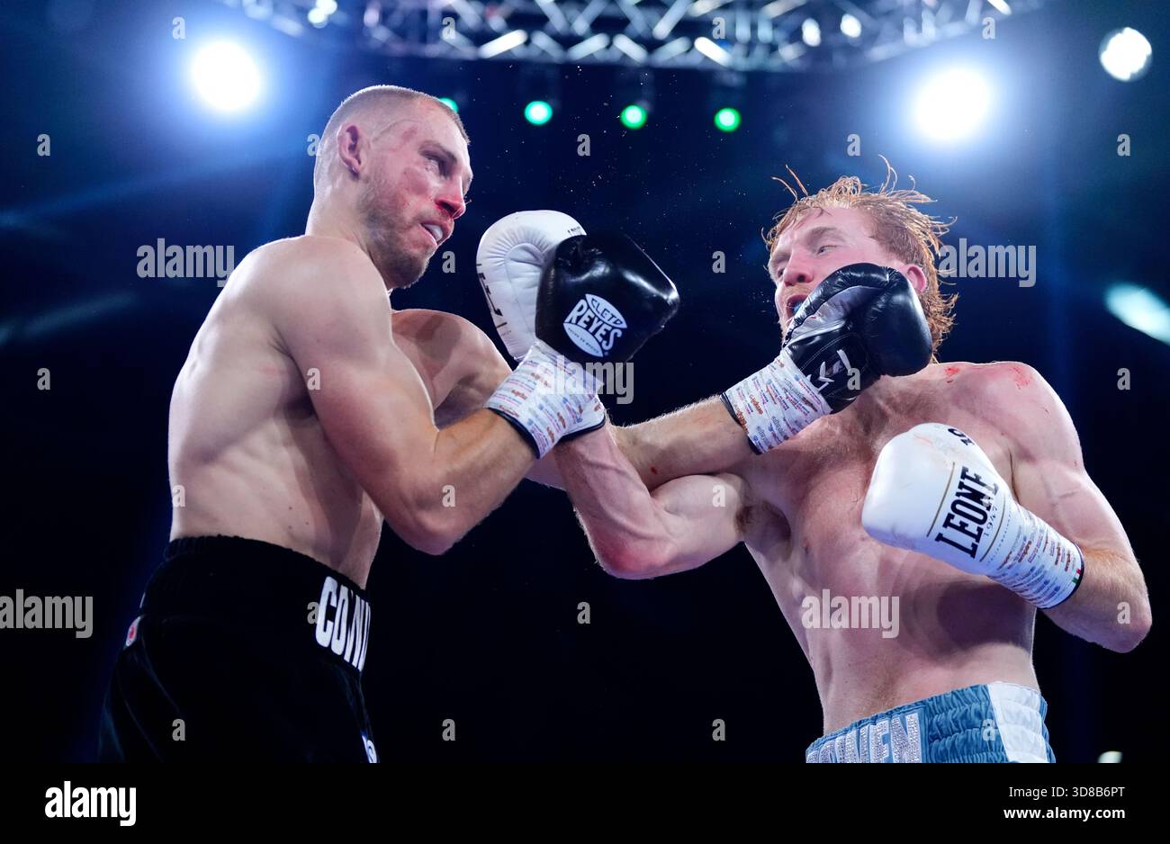 Tom cowling boxing hi-res stock photography and images - Alamy