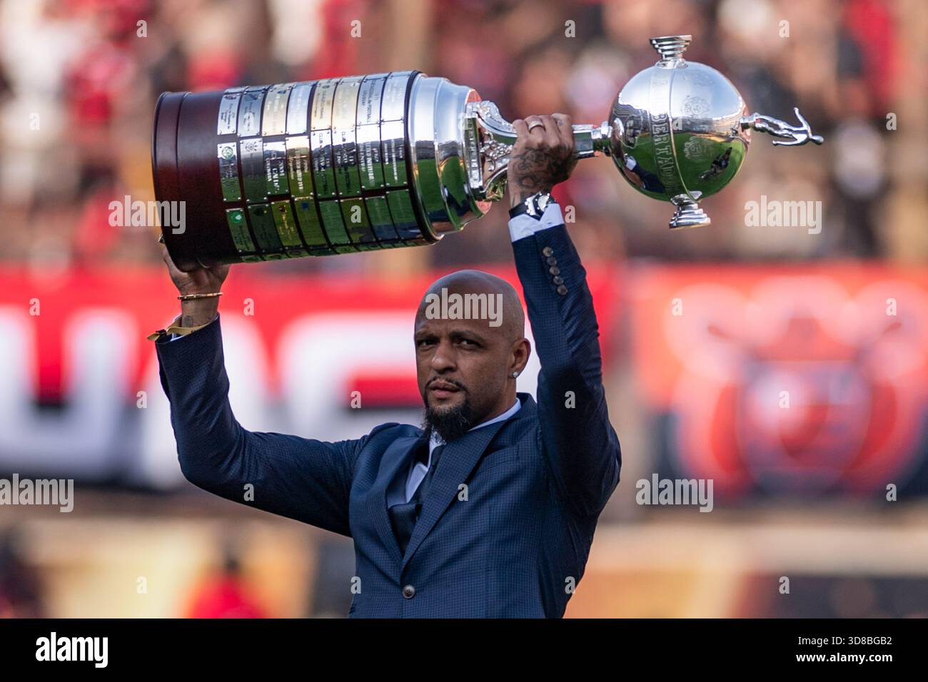 LIMA, PERU - NOVEMBER 29: Felipe Melo shows the Copa CONMEBOL ...