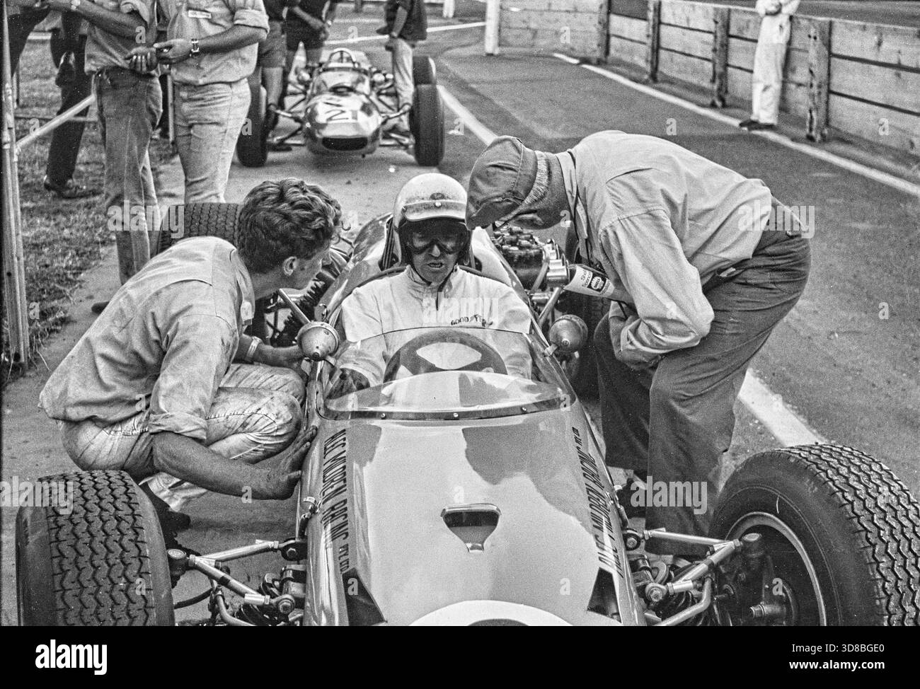 Frank mildren hi-res stock photography and images - Alamy