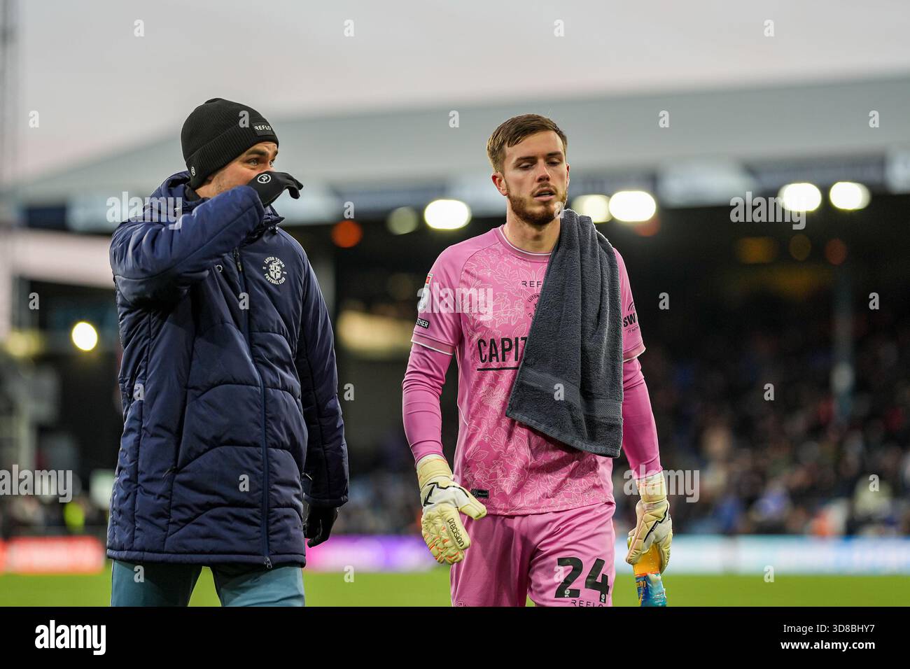 Goalkeeper James Shea (1) of Luton Town and Goalkeeper Josh Keeley (24 ...