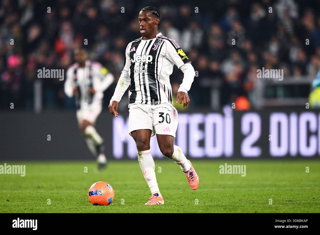 TURIN, ITALY - NOVEMBER 29: Jonathan David of Juventus FC in action ...