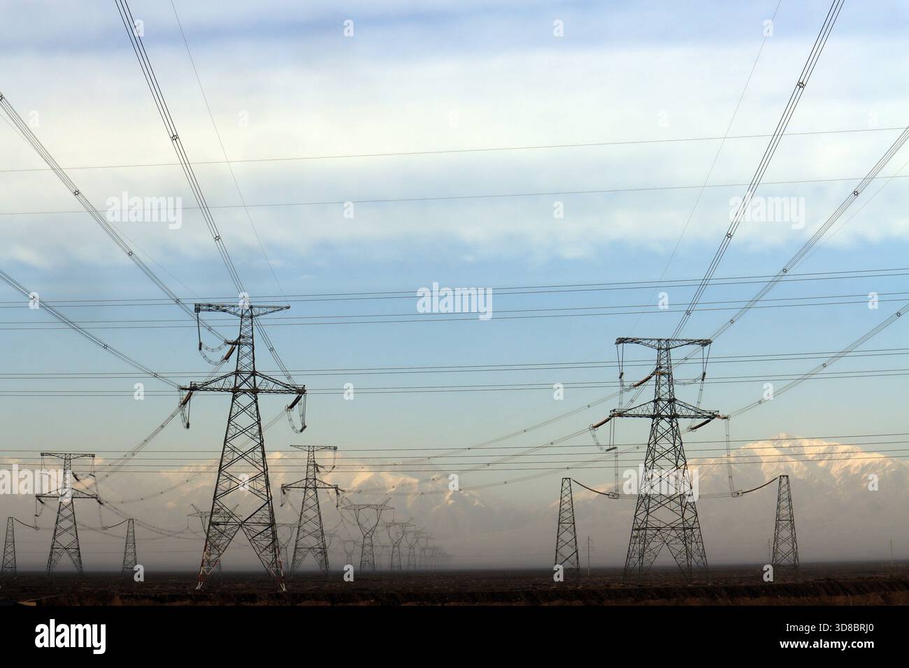 SHANGHAI, CHINA - NOVEMBER 29, 2025 - Landscape of À 800 kV High Voltage Direct Current ...