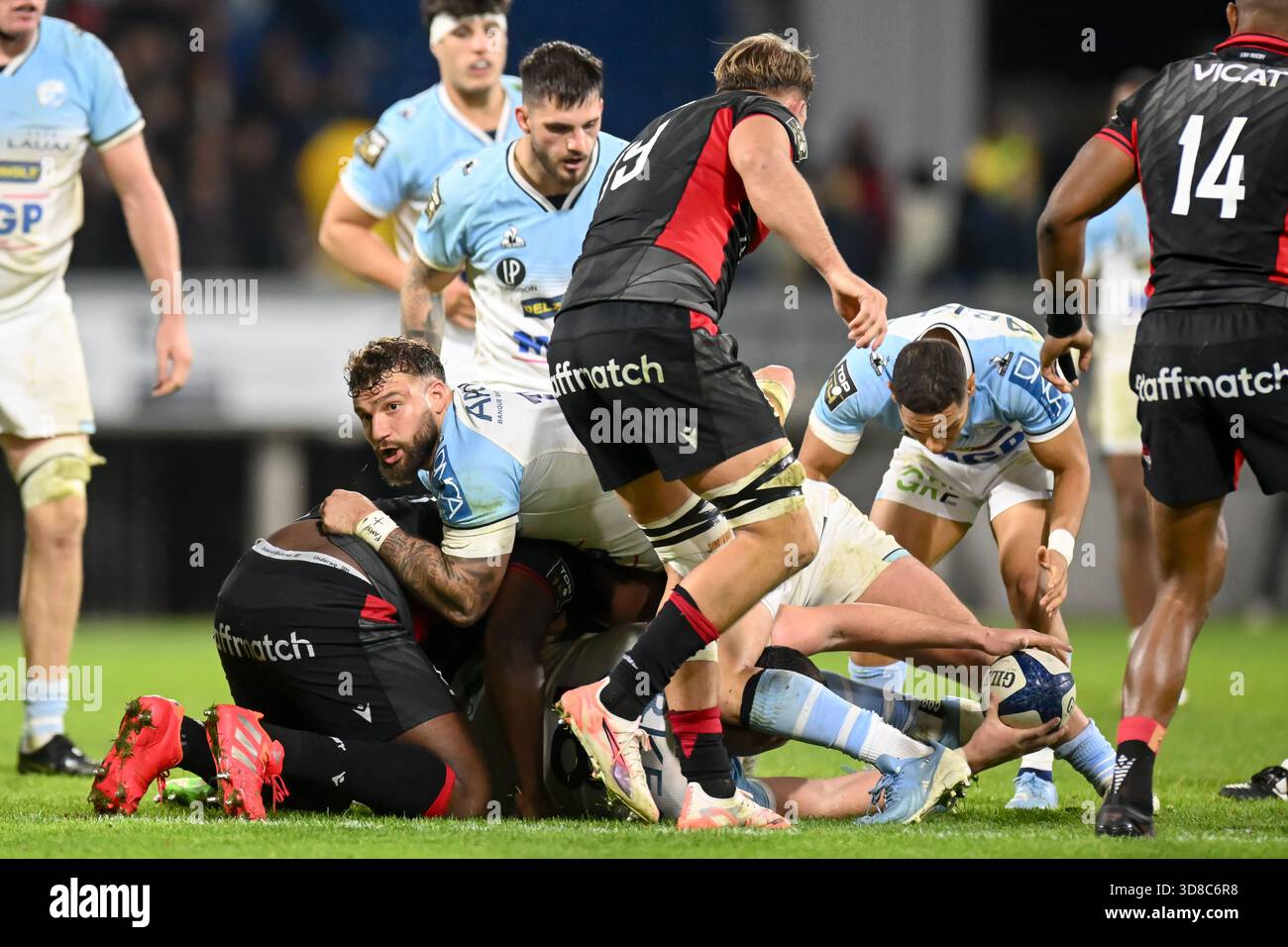 Federico Mori of Aviron Bayonnais during the Top 14 match between ...