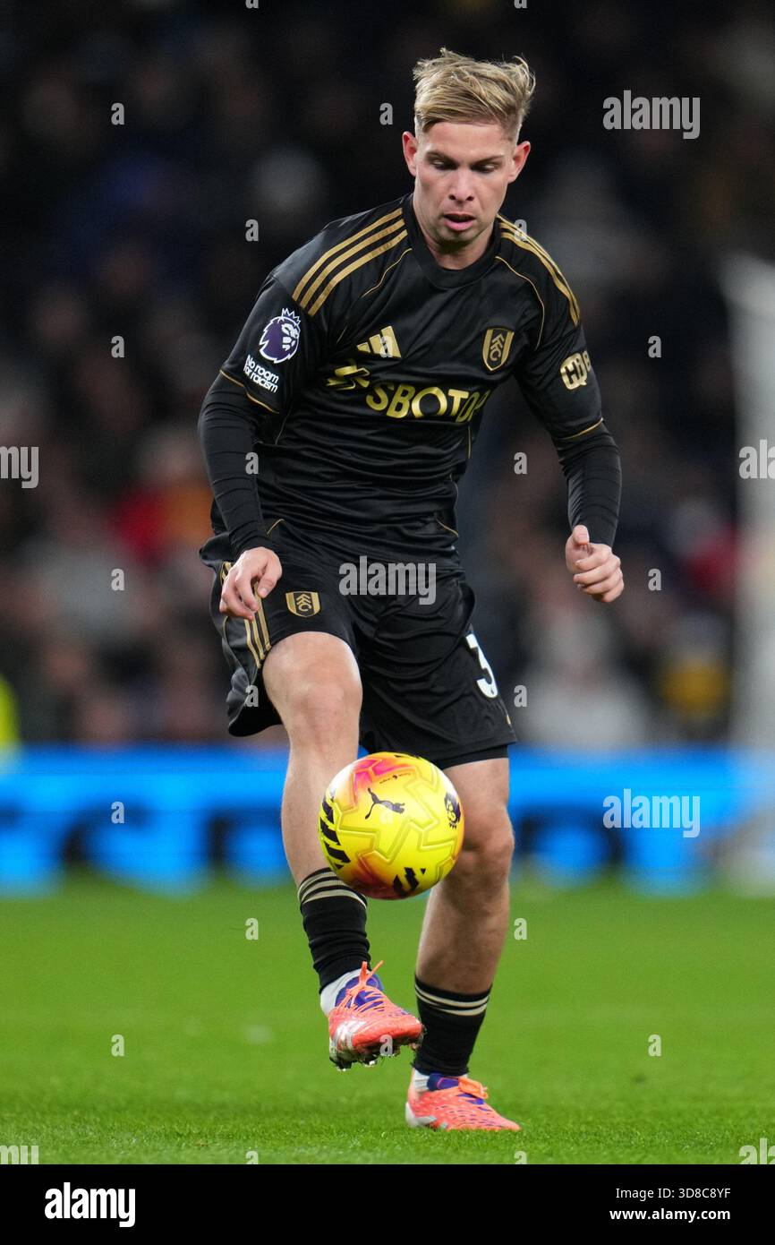 Emile Smith Rowe of Fulham on the ball during the Premier League match ...