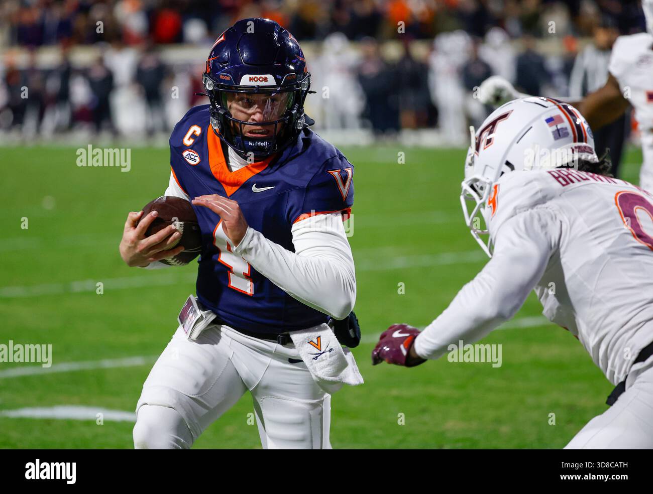 November 29, 2025: Virginia Cavaliers QB #4 Chandler Morris runs for a ...