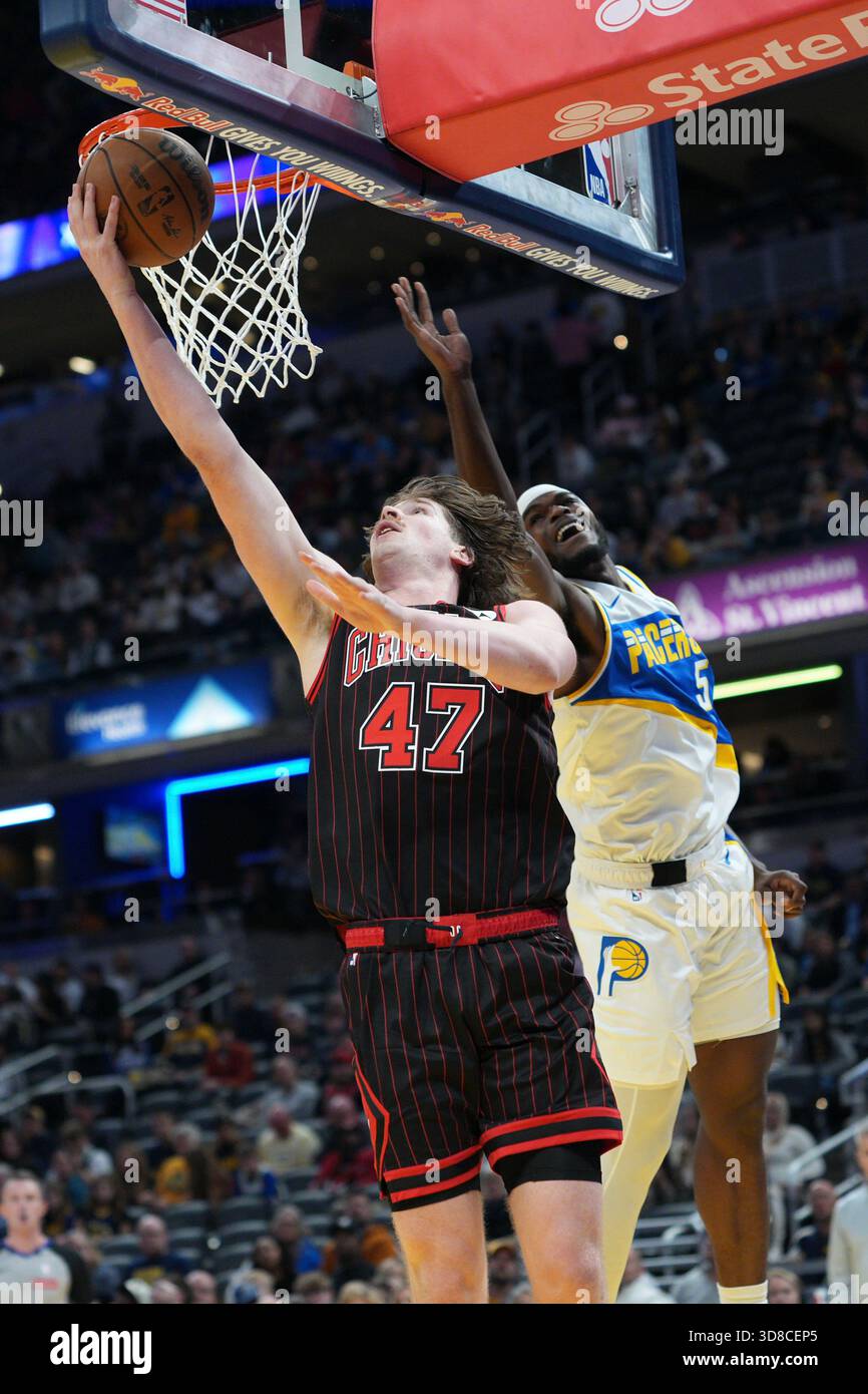 Chicago Bulls center Lachlan Olbrich (47) shoots in front of Indiana ...