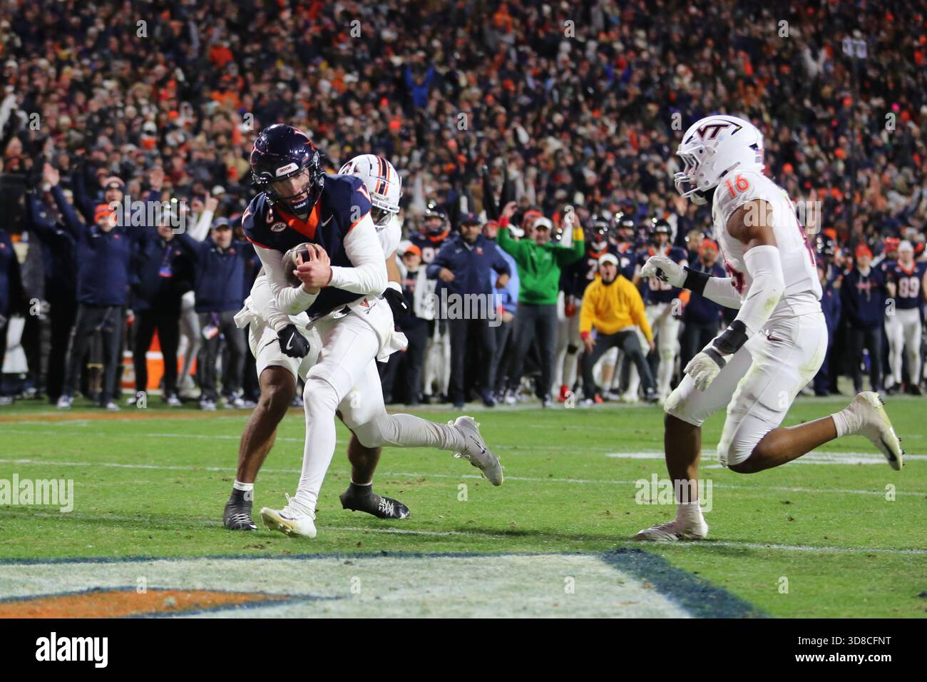 November 29, 2025: Virginia Cavaliers quarterback Chandler Morris (4 ...